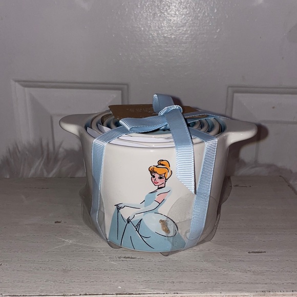 Rae Dunn | Other | Rae Dunn Cinderella Disney Measuring Cups | Poshmark